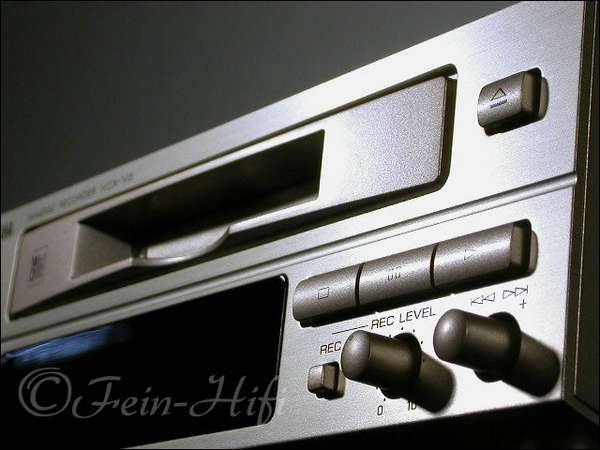 Yamaha MDX-M5 MD MiniDisc Recorder im Mini-Format