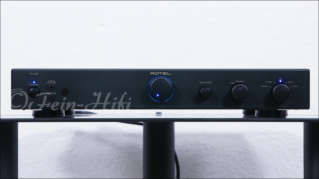 Rotel RC-06 High-End Stereo Vorverstärker