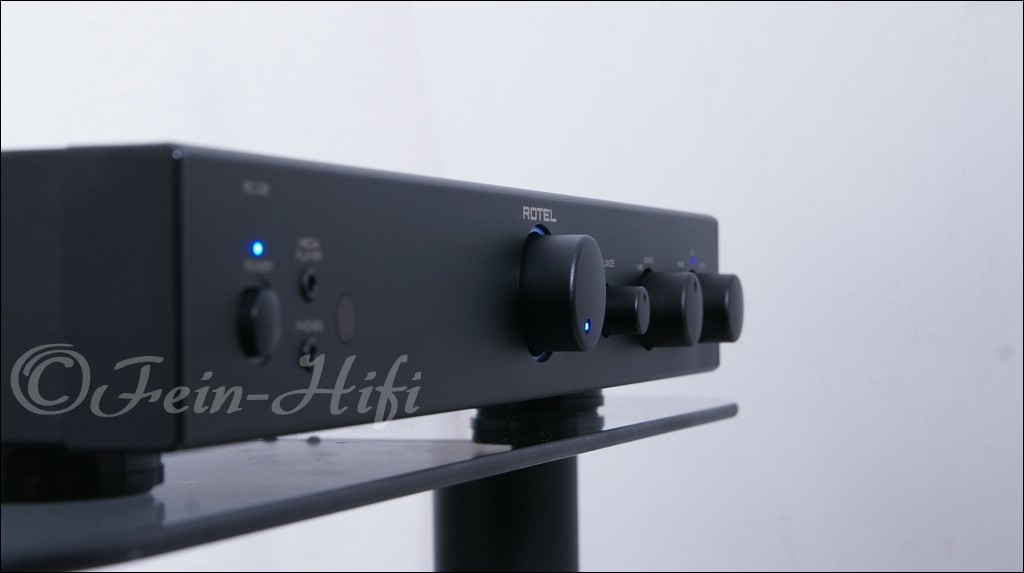 Rotel RC-06 High-End Stereo Vorverstärker
