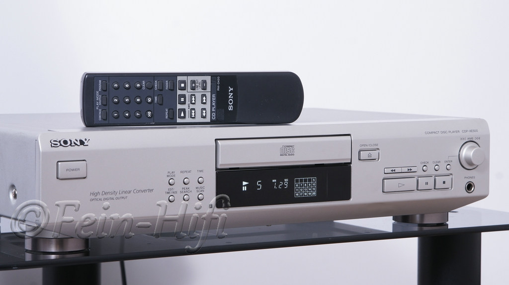 Sony CDP XE500 HiFi CD Player silber