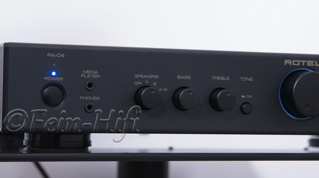 Rotel RA-04 Stereo Verstärker mit Phono Eingang