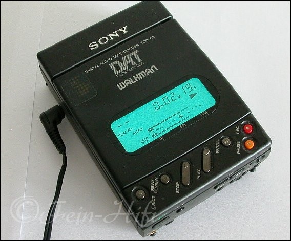 SONY TCD-D3 Portable DAT-Recorder | FEIN HIFI SHOP